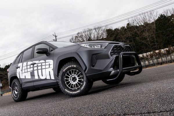 TOYOTA RAV4 แต่งพิเศษหน้า Urus และ Raptor Liner - รถใหม่วันนี้ ข่าว ...