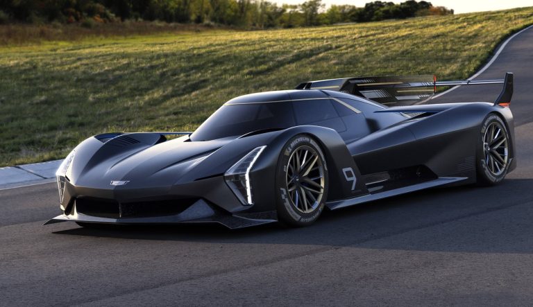 Cadillac Project GTP Hypercar รถแข่งสปอร์ต พร้อมแข่งใน Le Mans 24 Hours ...