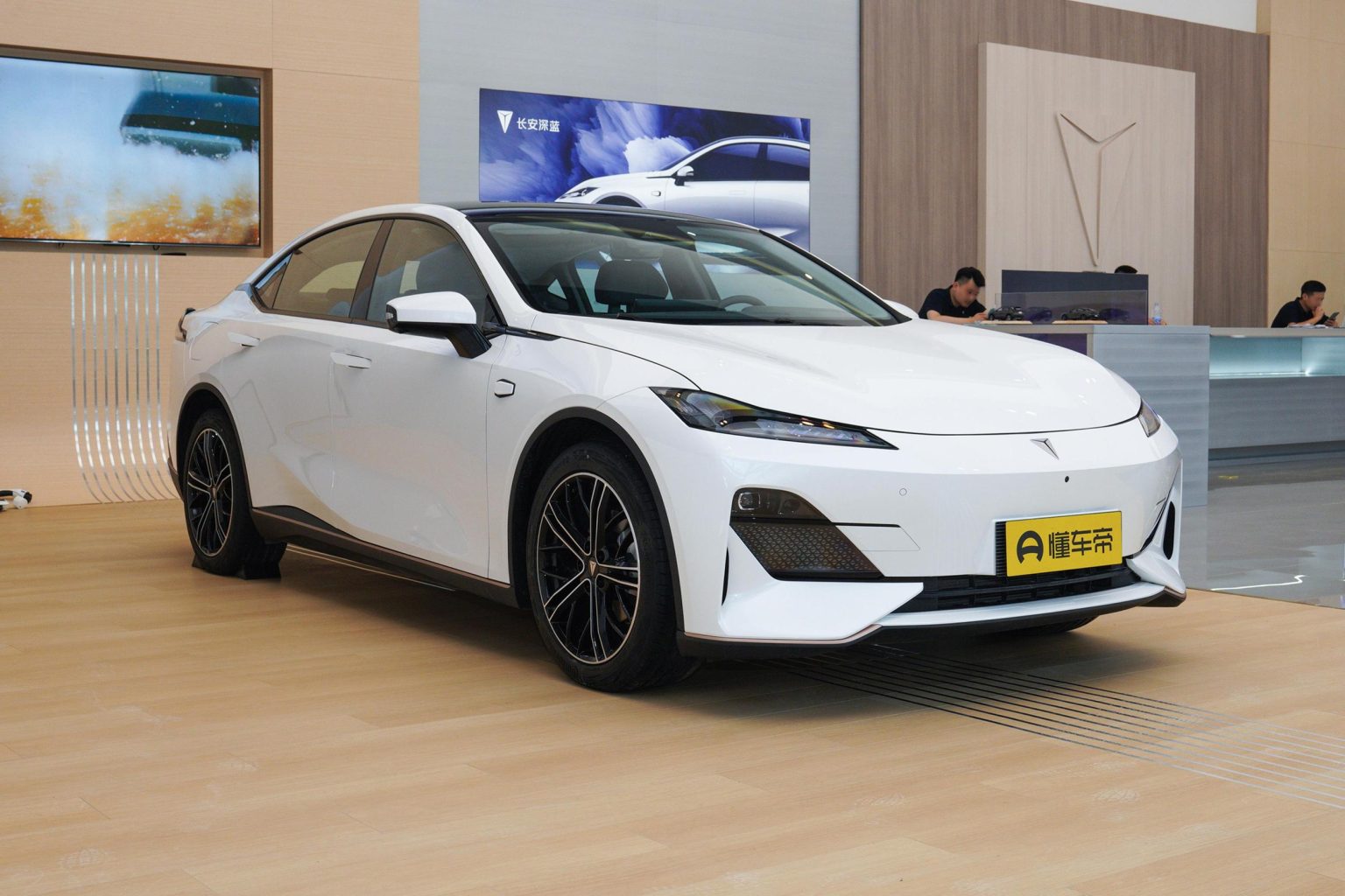 นโยบายส่งช้า ชดเชยวันละ 639 บาท Changan Deep Blue ในจีน - รถใหม่วันนี้ ...