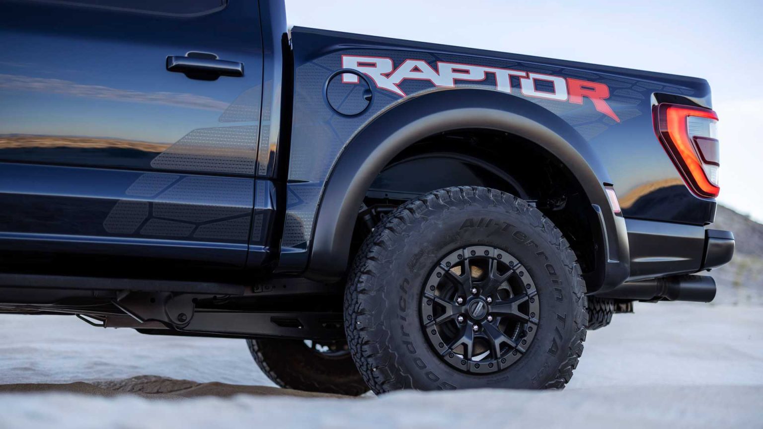 เปิดตัว Ford F-150 Raptor R 5.2T V8 760 แรงม้า จาก Shelby GT500 - รถ ...