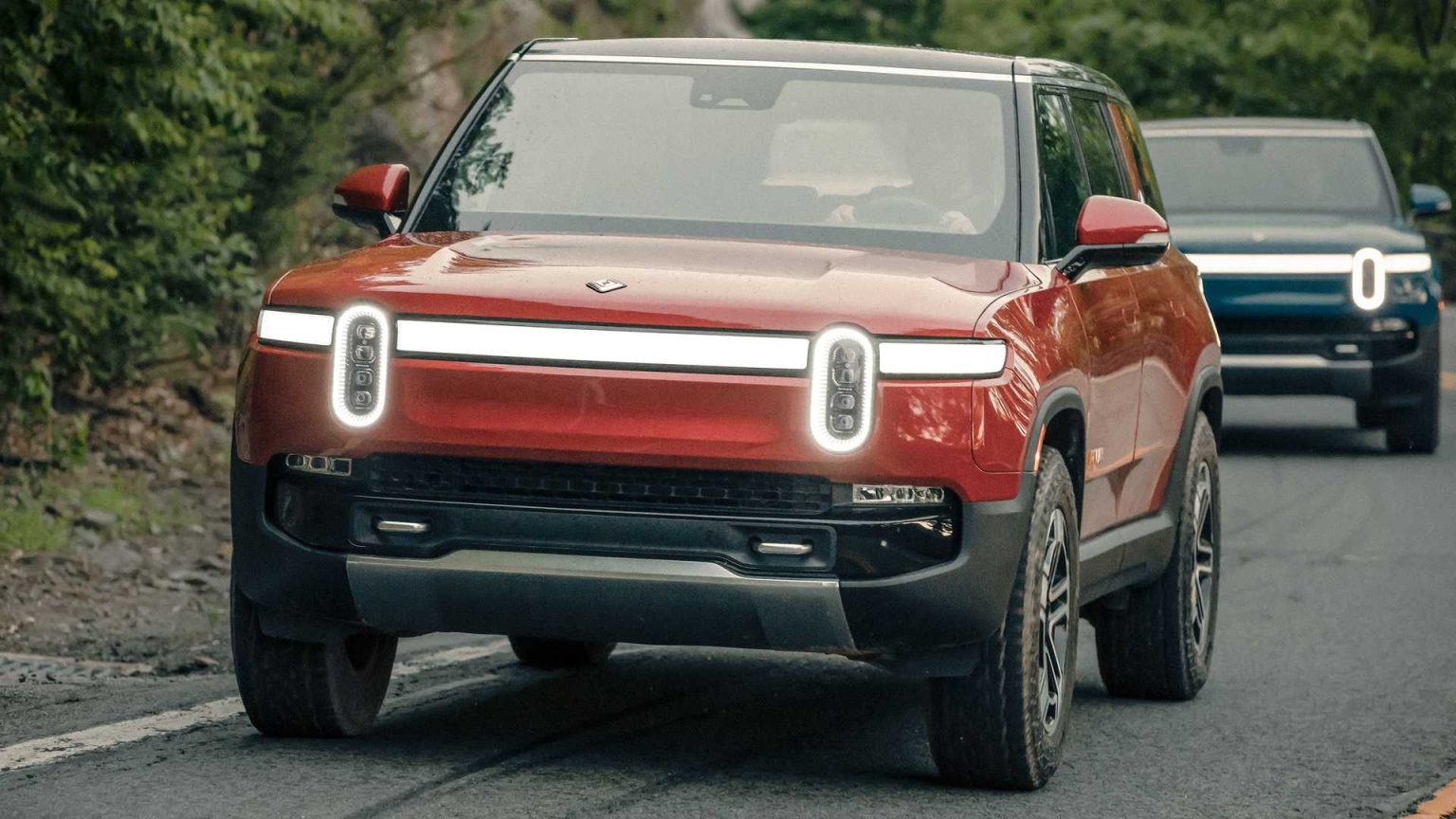 โผล่วิ่งในไทย Rivian R1S SUV วิ่งได้ไกล 514 กม./ชาร์จ EPA - รถใหม่ ...