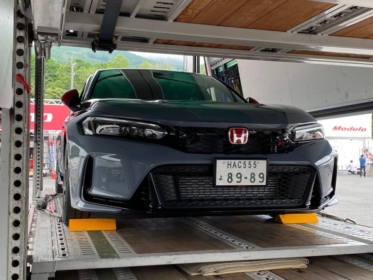 เผยภาพ Honda Civic Type R FL5 สีเทา Sonic Grey แต่งพิเศษจากโรงงาน ใน ...