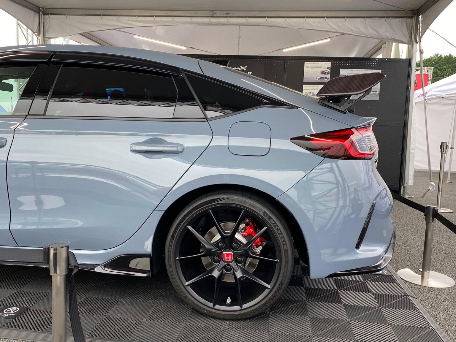 เผยภาพ Honda Civic Type R FL5 สีเทา Sonic Grey แต่งพิเศษจากโรงงาน ใน ...