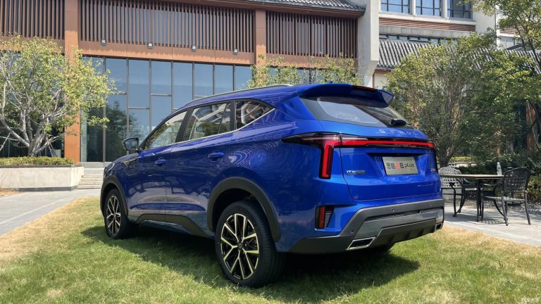 เปิดราคา 501,000 บาท ในจีน Sehol X8 Plus SUV ขนาด 7 ที่นั่ง 1.5T 181 ...