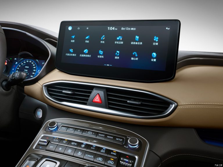 Hyundai Santa fe MPV 2.0T 226 แรงม้า ราคา 1.01 - 1.35 ล้านบาทในจีน