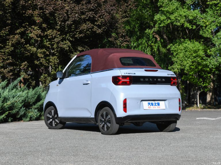 เปิดราคา 532,000 บาทในจีน Wuling Hongguang MINIEV เปิดประทุน 40 แรงม้า