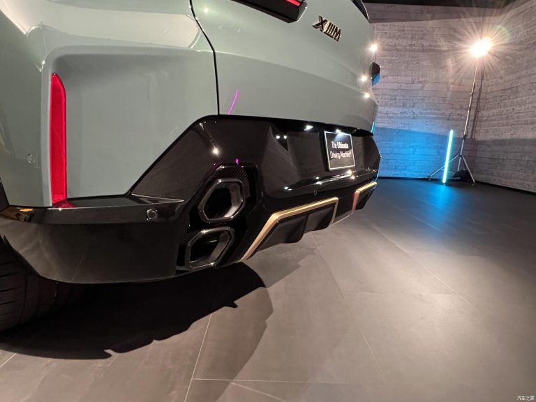 เพิ่ม 4 สีตัวถัง BMW XM ปลั๊กอินไฮบริด 4.4T V8 644 แรงม้า วิ่งได้ 88 กม. WLTP - รถใหม่วันนี้ ...