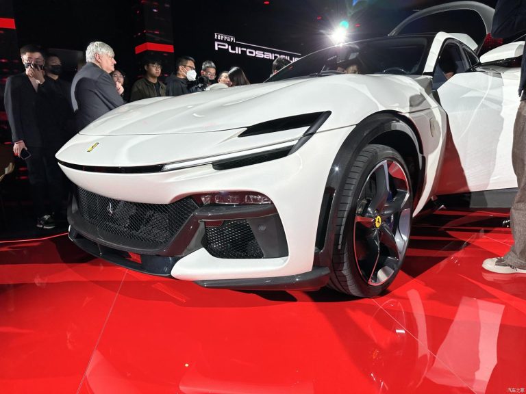จองวันนี้ ส่งมอบปี 2026 Ferrari เตรียมเปิดสั่งจอง Purosangue SUV อีก ...