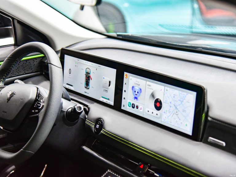 รวมภาพคันจริง Nezha U Pro U-II สีดำ-เขียวแต่งพิเศษ ราคา 688,000 บาท ใน ...