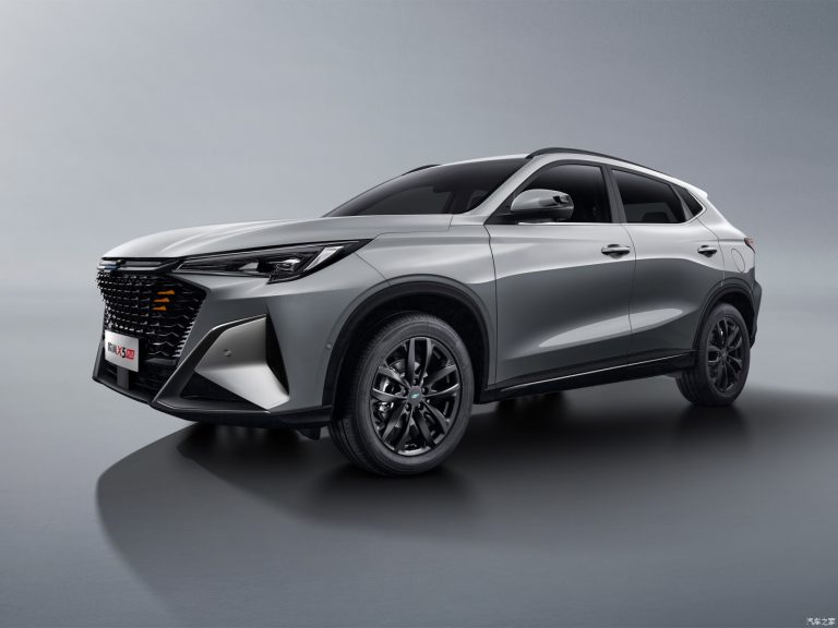 เปิดตัวในจีน Changan Auchan X5 PLUS 1.5T 188 แรงม้า เริ่ม 497,000 บาท