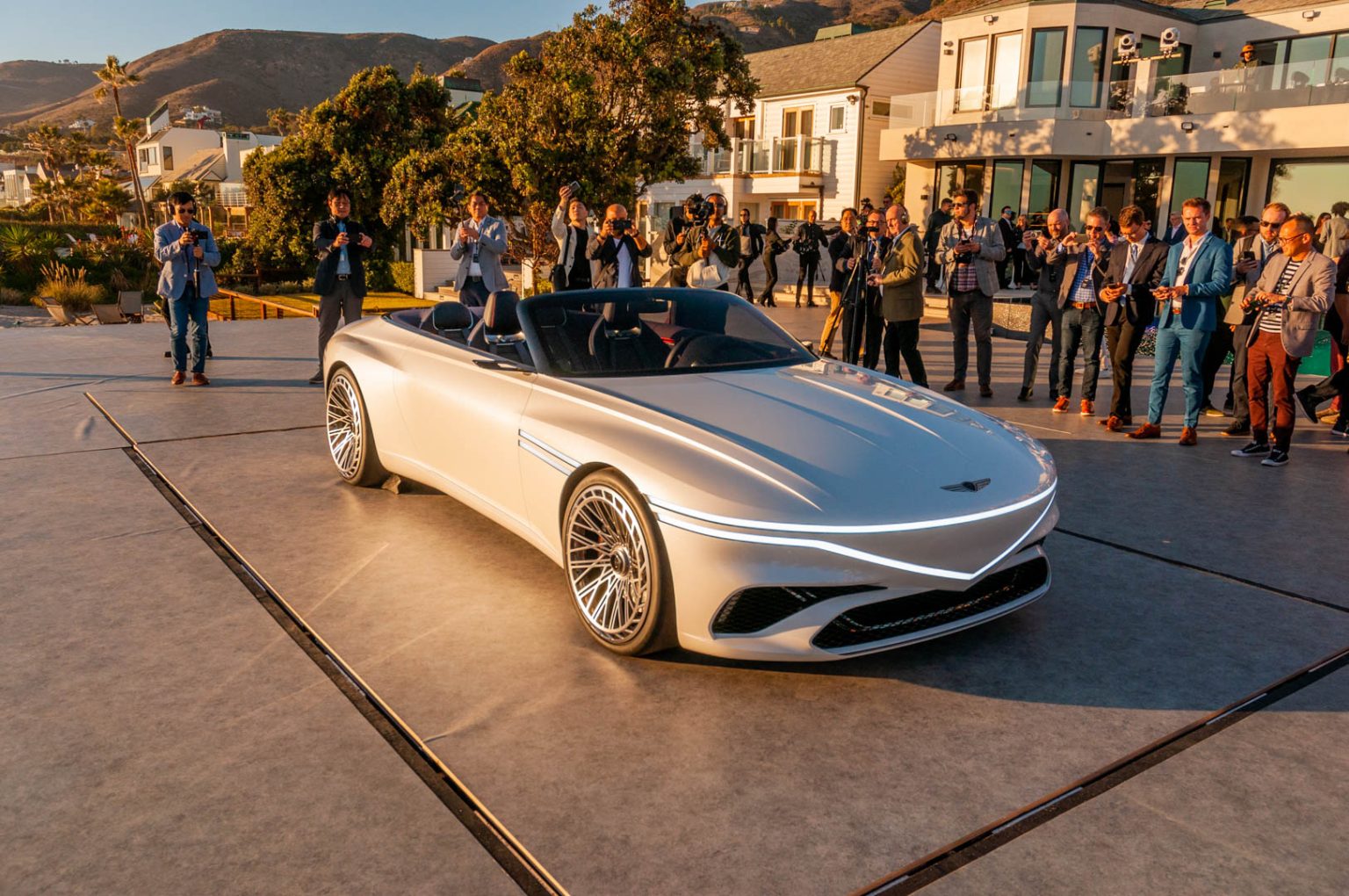 ปล่อยภาพ Genesis X Convertible Concept สปอร์ตไฟฟ้าเปิดประทุน ใหม่ - รถ ...