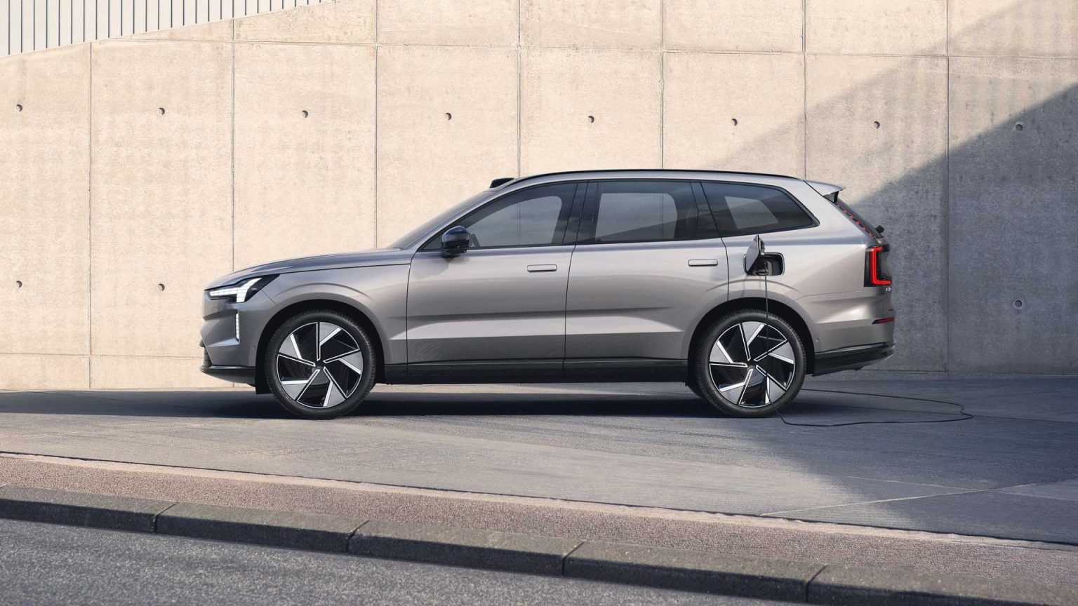 VOLVO EX60 EV ตัวแทน XC60 ใหม่ อาจเปิดตัวในปี 2023 ภาพอิงจาก EX90 ...