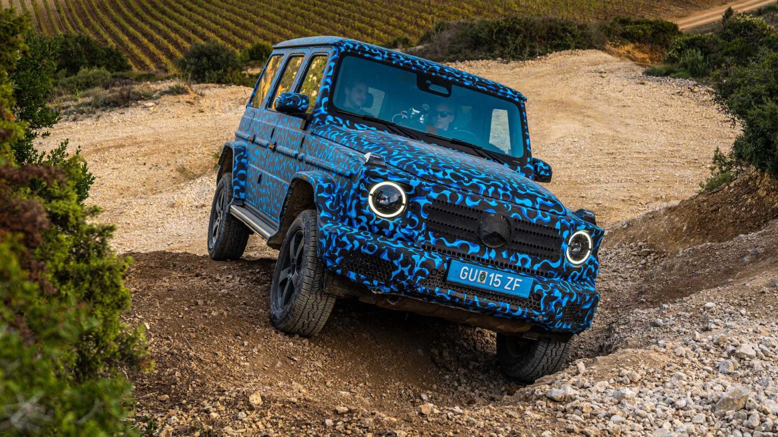 ทดสอบวิ่งออฟโรดไฟฟ้า Mercedes-Benz EQG ก่อนเปิดตัวในปี 2024 - รถใหม่ ...