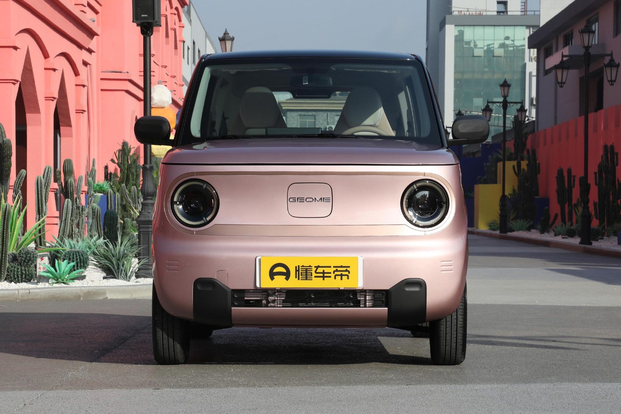 ราคาเริ่ม 147,000 - 255,000 บาทในจีน Geely Geometry Panda 120 - 200 กม. ...