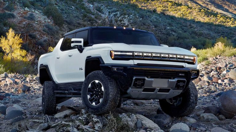 GMC Hummer EV 3X กระบะไฟฟ้า เพิ่มระยะวิ่งได้กว่า 613 กม./ชาร์จ EPA - รถ ...