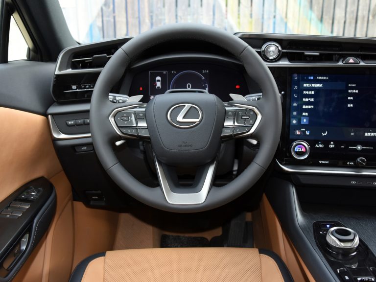 เปิดขายจีน 1.85 - 2.30 ล้านบาท LEXUS RZ EV 520 กม./ชาร์จ CLTC - รถใหม่ ...