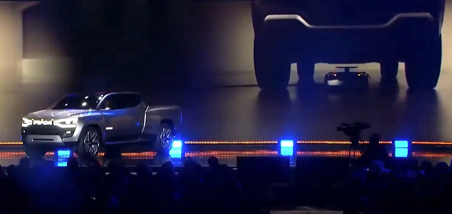 RAM Robot Charging หุ่นยนต์ชาร์จอัตโนมัติ ช่วยประหยัดค่าใช้จ่าย - รถ ...