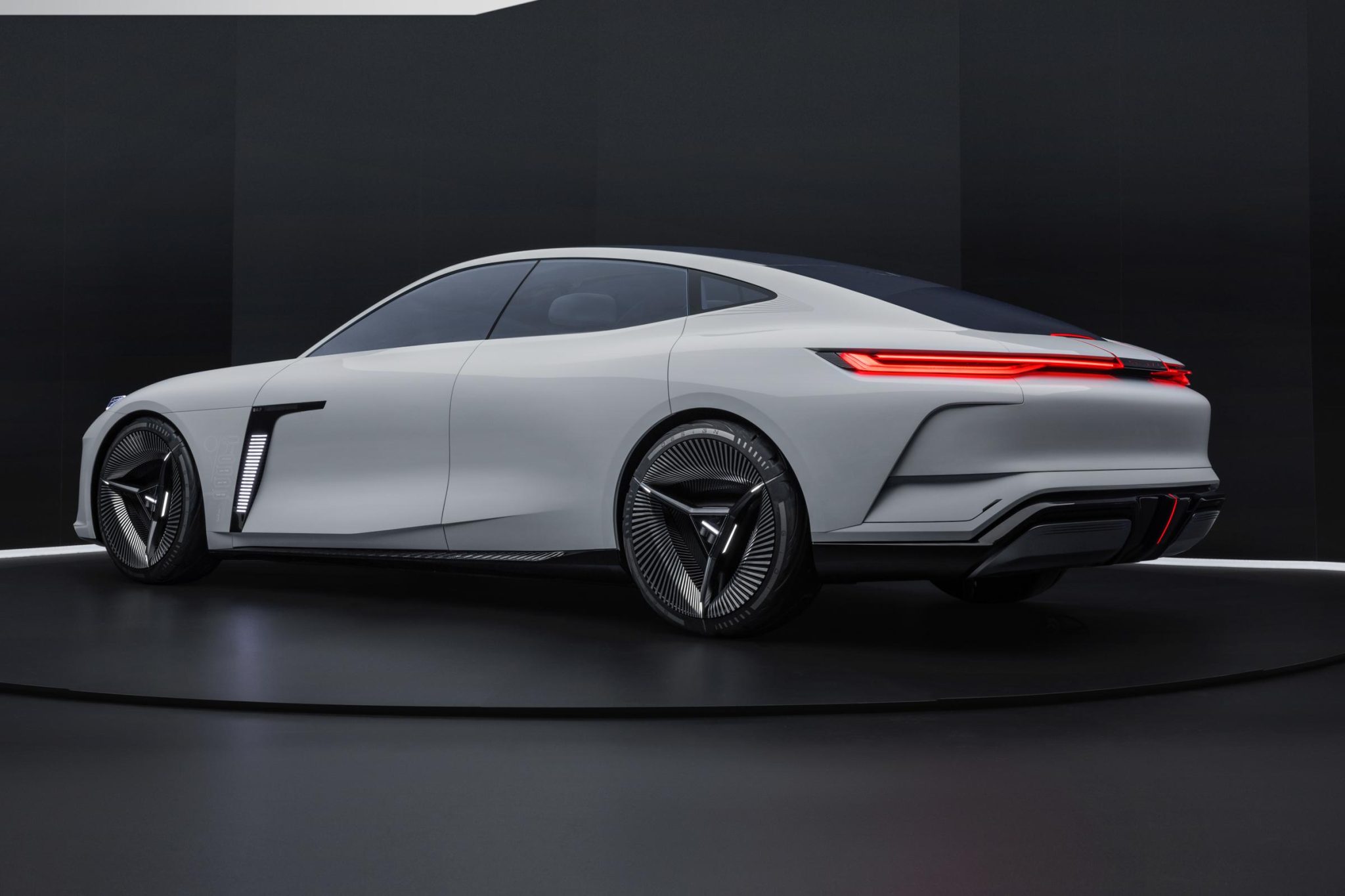 Geely Galaxy Light สปอร์ตไฟฟ้า 4 ประตู ต้นแบบใหม่ ก่อนจำหน่ายจริงในจีน ...