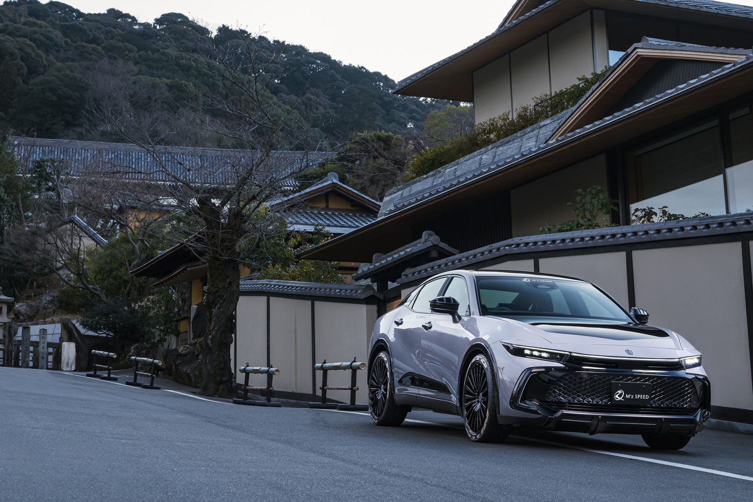 TOYOTA Crown Crossover แต่งพิเศษโดย M'z SPEED ในประเทศญี่ปุ่น - รถใหม่ ...
