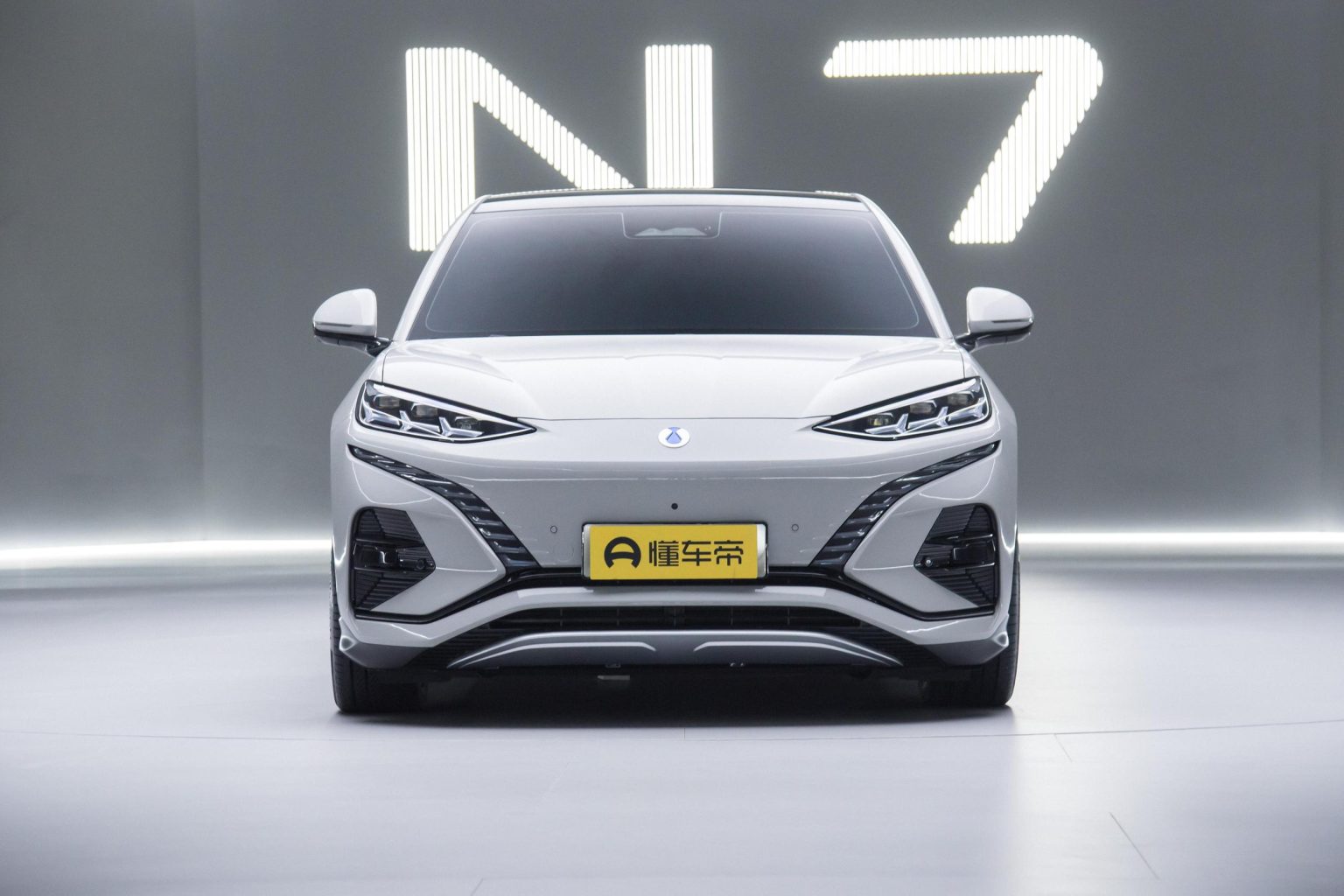 ยอดจองกว่า 20,000 คัน DENZA N7 EV เปิดขายจีน 1.45 - 1.83 ล้านบาท 630 - 702 กม./ชาร์จ CLTC - รถ ...