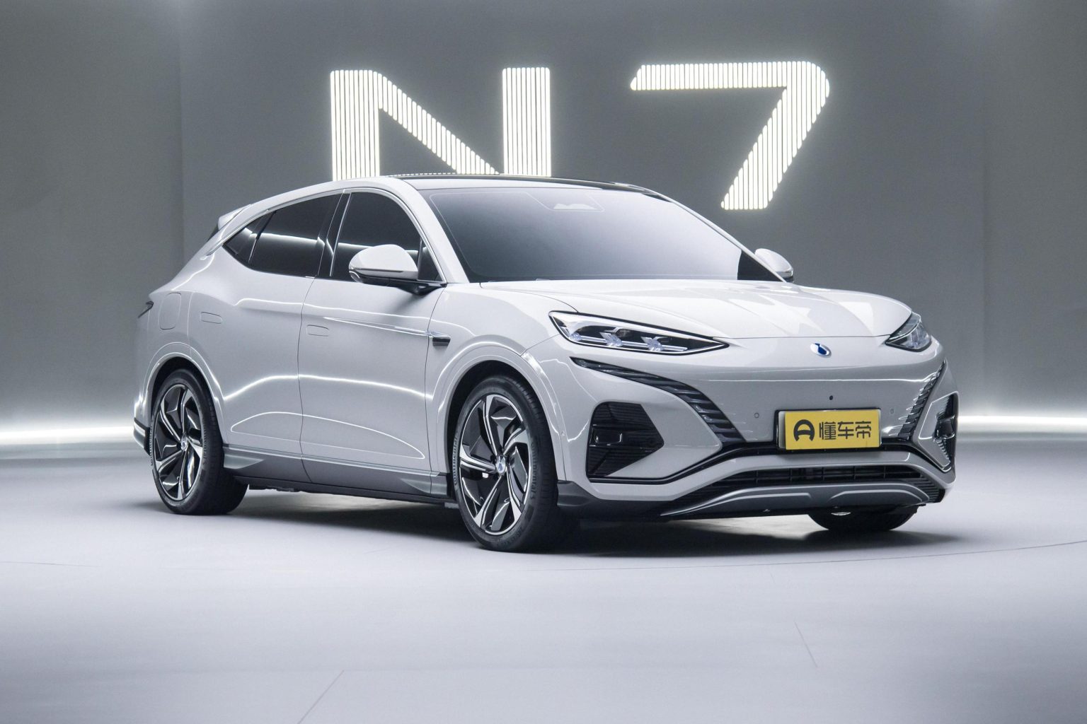 ยอดจองกว่า 20,000 คัน DENZA N7 EV เปิดขายจีน 1.45 - 1.83 ล้านบาท 630 - 702 กม./ชาร์จ CLTC - รถ ...