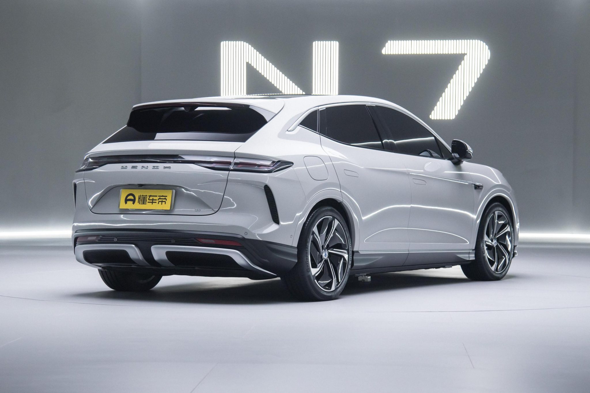 ออกจากสายการผลิต DENZA N7 EV 702 กม./ชาร์จ CLTC ก่อนเปิดราคาในจีนเดือนนี้ - รถใหม่วันนี้ : CAR250