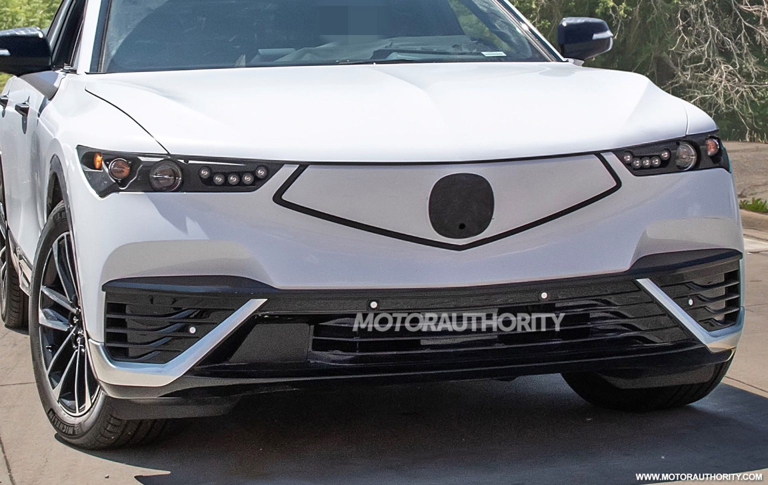ทดสอบวิ่ง Acura ZDX Electric SUV ไฟฟ้าก่อนเปิดตัวในสหรัฐฯ ปีหน้า - รถ ...