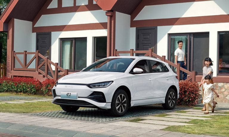 เปิดราคาจีน 445,000 บาท BYD e2 Honor Edition 405 กม./ชาร์จ CLTC (ปรับลด ...