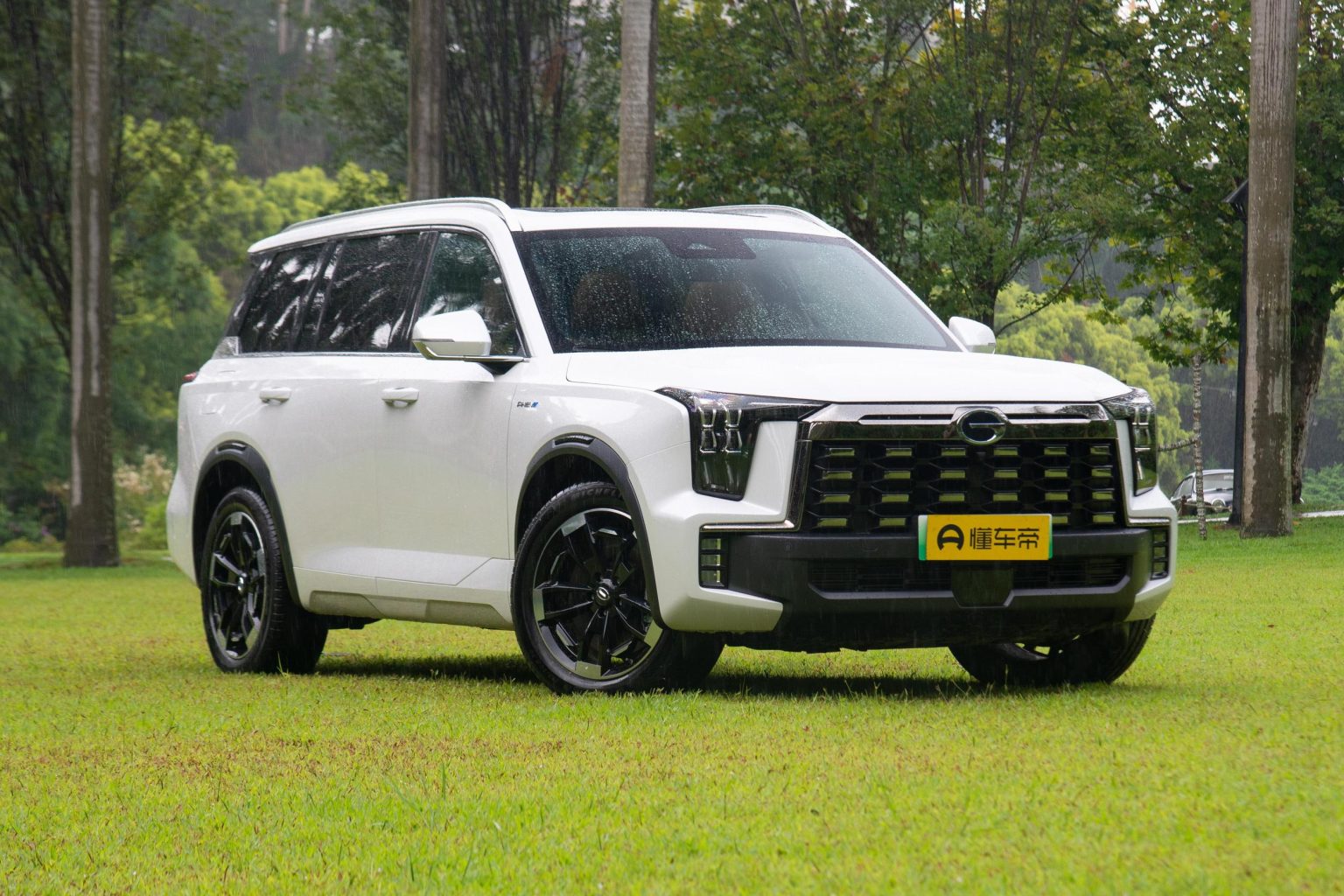 ขนาดใหญ่กว่า Toyota Land Cruiser ใหม่ GAC Trumpchi ES9 PHEV วิ่งไฟฟ้า 143 กม. ราคาจีน 1.16 ล้าน ...