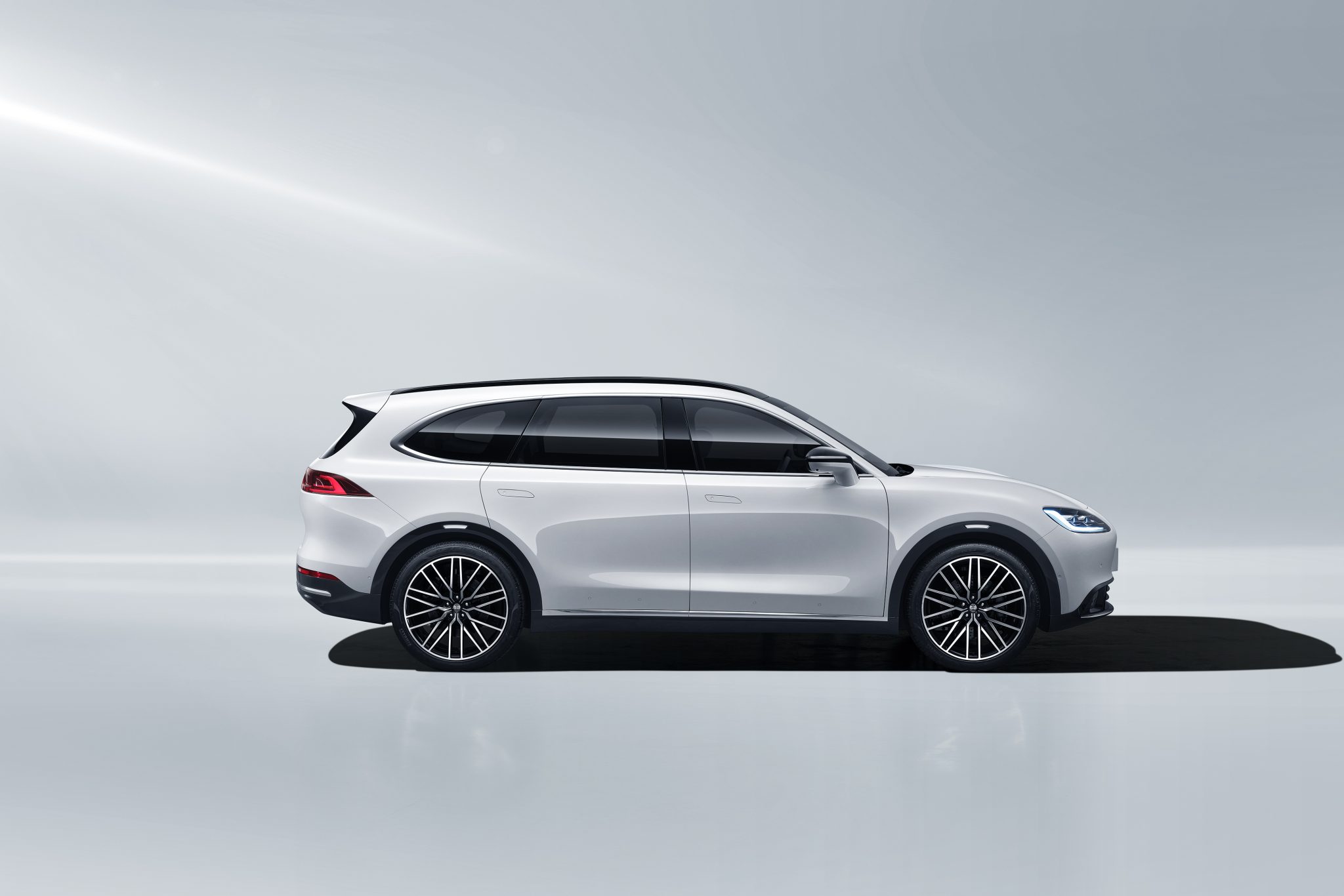 เปิดราคา 2.69 ล้านบาท Yuanhang H8 SUV EV 6 ที่นั่ง 950 กม./ชาร์จ CLTC ในจีน - รถใหม่วันนี้ ข่าว ...