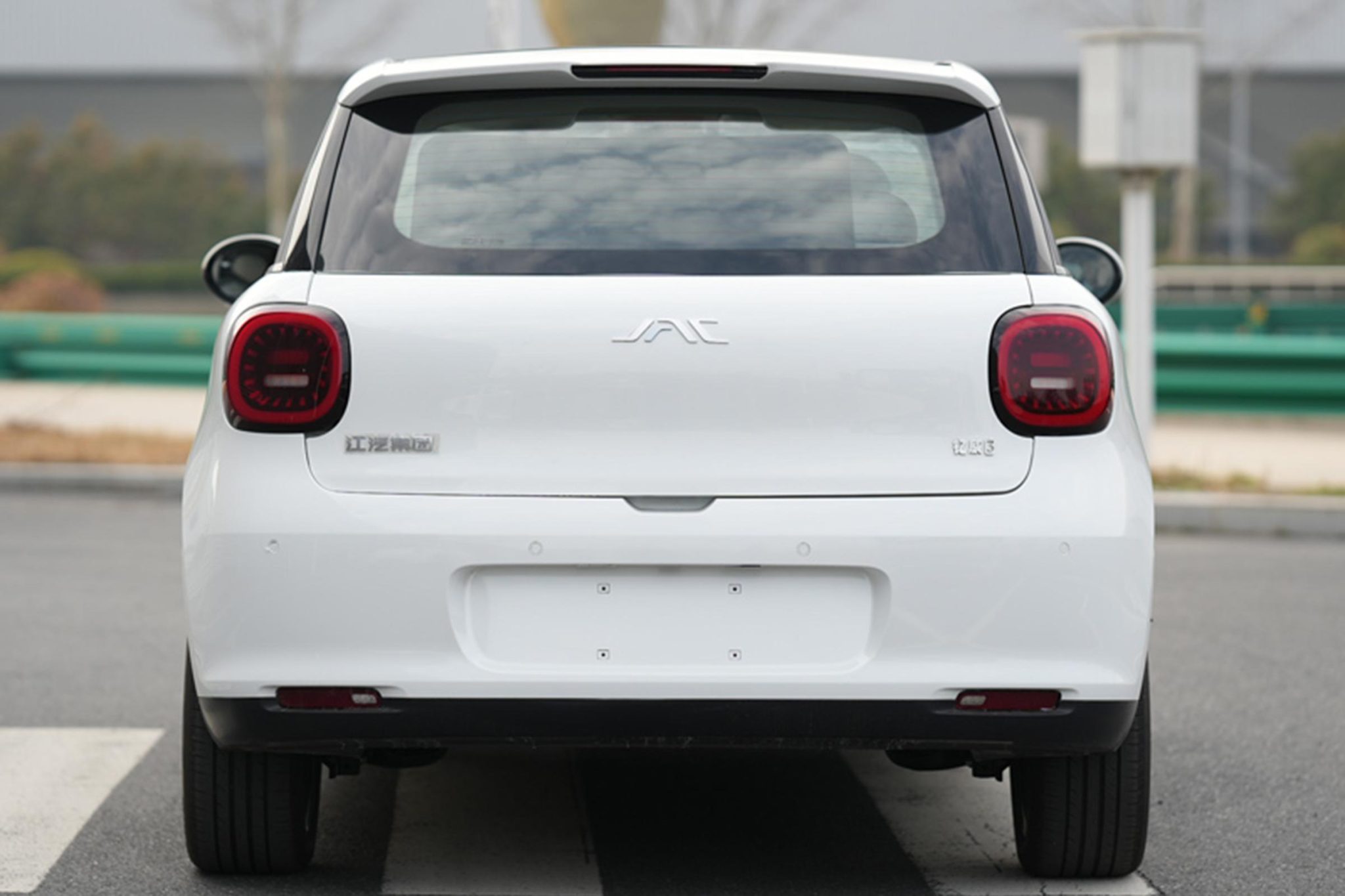 JAC Y3 ไฟฟ้าวิ่งได้ 405 - 505 กม./ชาร์จ CLTC เปิดราคาในจีน 437,000 ...