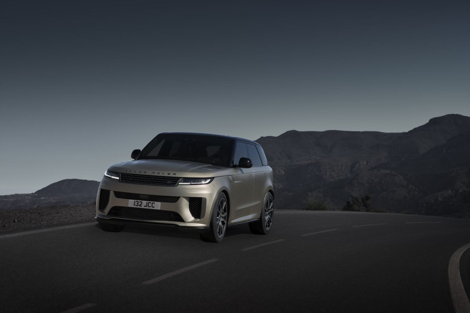 Range Rover Sport SV EDITION ONE ตัวแรงของแบรนด์ 4.4T 635 แรงม้า - รถ ...