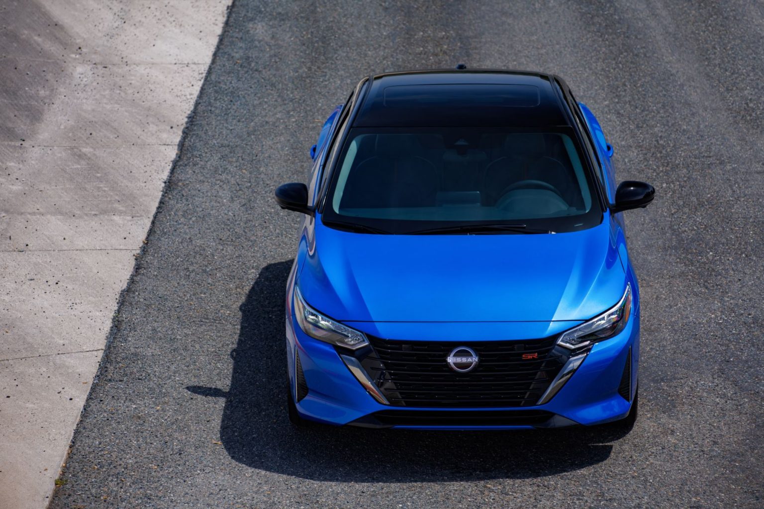 Nissan Sentra SR Facelift ปรับปรุงใหม่ ในสหรัฐฯ 2.0L 151 แรงม้า - รถ ...