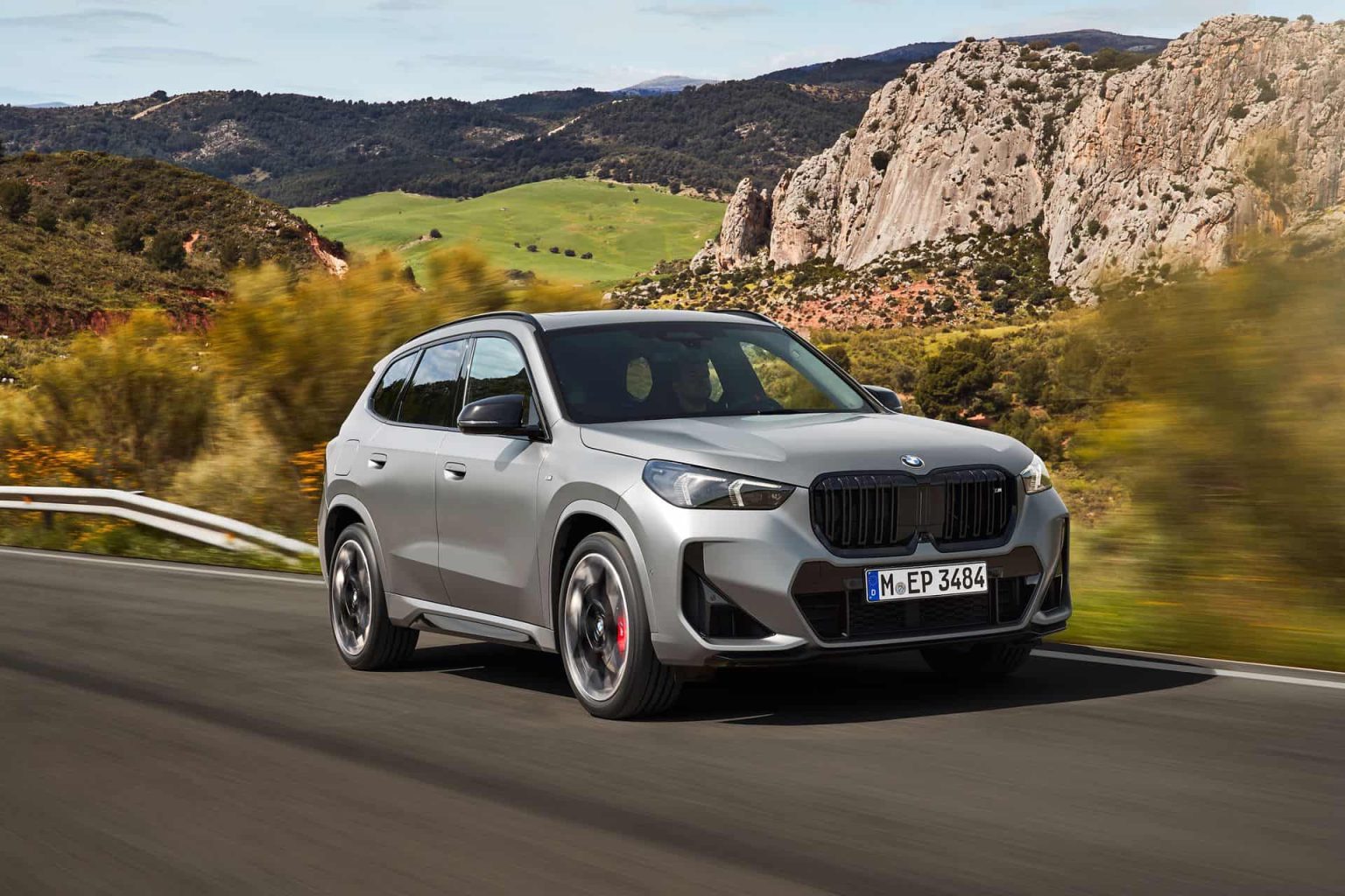 BMW X1 M35i xDrive รุ่น M Performance 2.0T 312 แรงม้า ราคา 1.75 ล้านบาทในยุโรป - รถใหม่วันนี้ ...