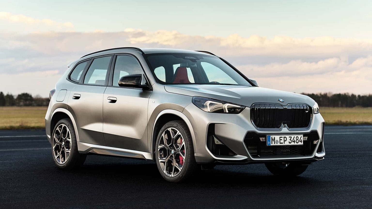 BMW X1 M35i xDrive รุ่น M Performance 2.0T 312 แรงม้า ราคา 1.75 ล้านบาท ...