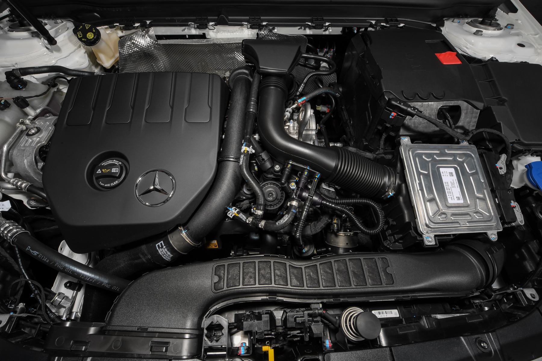 เปิดขายไทย 2,320,000 บาท Mercedes-benz A-Class A 200 AMG Dynamic ปรับ ...