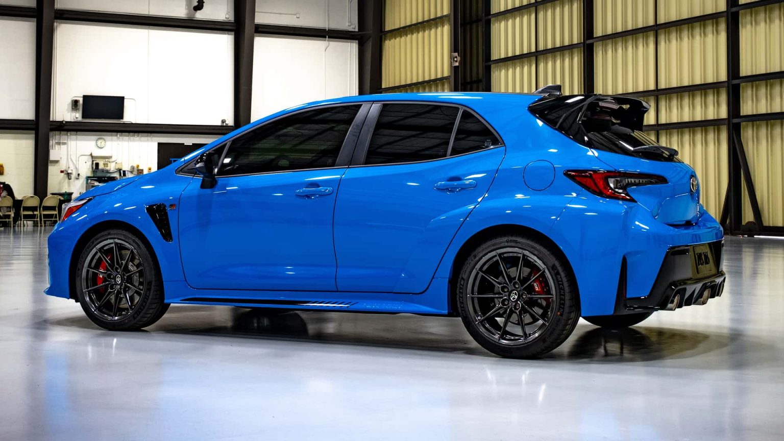 Toyota GR Corolla Circuit Edition Blue Flame 2024 ใหม่ เตรียมขายในสหรัฐ ...