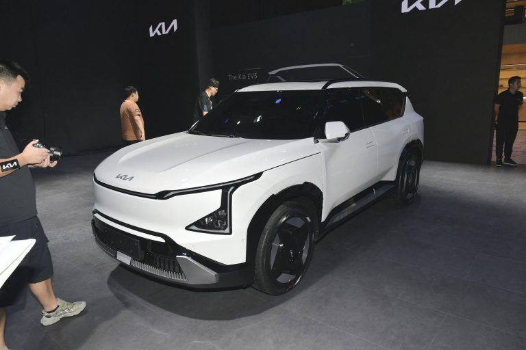 เผยข้อมูล NEW KIA EV5 EV เปิดราคาจีน 815,000 บาท ขนาดตัวถังพอๆกับ CR-V ...