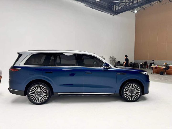 เผยภาพคันจริง Chery Fengyun T11 SUV ปลั๊กอินไฮบริด ขนาดใหญ่ 6 ที่นั่ง ก่อนเปิดตัวในจีน - รถใหม่ ...