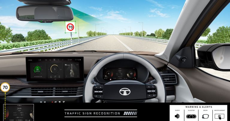 เปิดขายอินเดีย 713,000 บาท TATA Safari ไมเนอร์เช้นจ์ SUV 6 ที่นั่ง ...