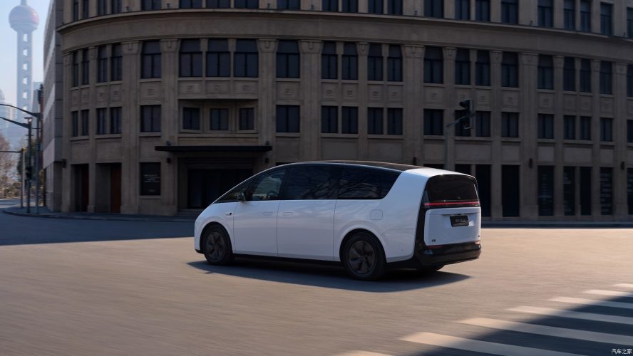 เตรียมลดการผลิต เหตุยอดขายไม่ดี Li Auto MEGA MAX MPV ไฟฟ้า 710 กม./ชาร์จ CLTC เปิดขายจีน 2.84 ...