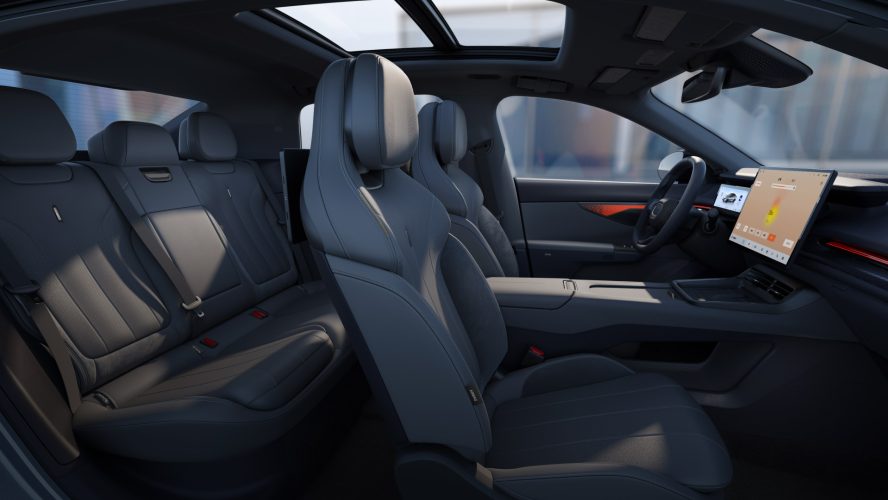 48 ชั่วโมงจอง 7,000 คัน Lynk & Co 07EM-p ขายจีน 869,000 บาท ปลั๊กอินไฮบริด วิ่งไฟฟ้า 126 กม. ...