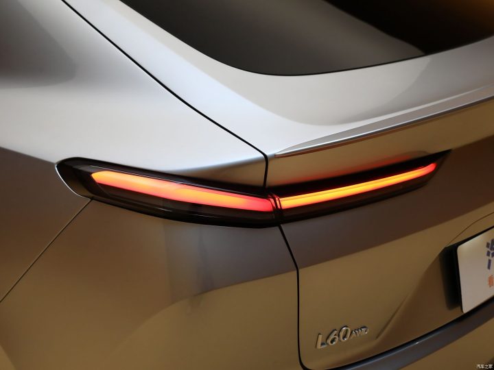 เปิดตัว NIO Onvo L60 EV ไฟฟ้าในจีน ราคา 702,000 บาท วิ่งได้ 555 - 750 กม./ชาร์จ CLTC พร้อมให้ ...