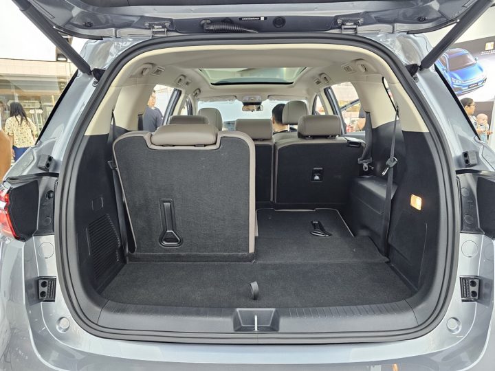 ปรับลง 30,000 บาท BYD M6 MPV ไฟฟ้า 6-7 ที่นั่ง วิ่งได้ 420 - 530 กม. ...