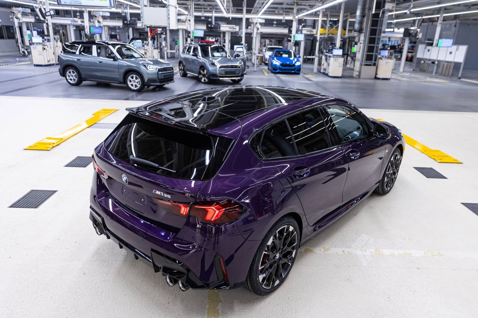 เปิดสายการผลิต BMW 1 Series (F70) ปี 2025 เจเนอเรชั่นใหม่ ในประเทศ ...