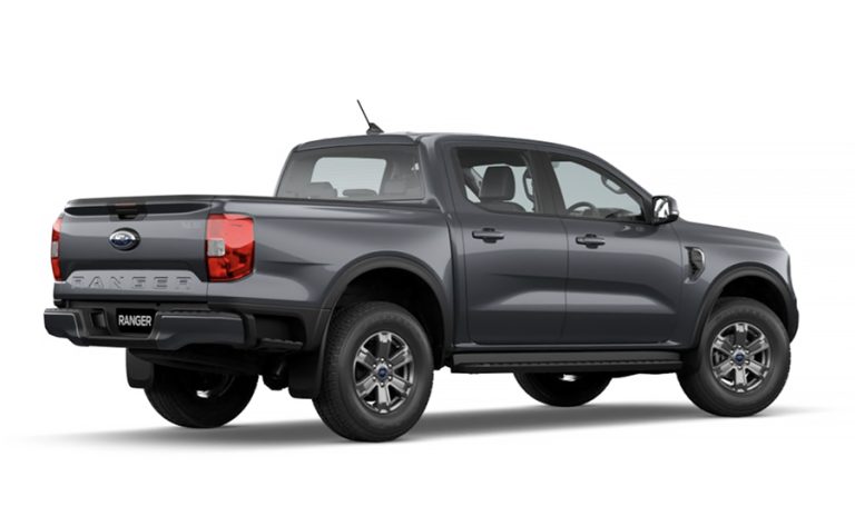 ลดราคา 110,000 บาท Ford Ranger Double Cab XLS 6AT เหลือ 789,000 ...