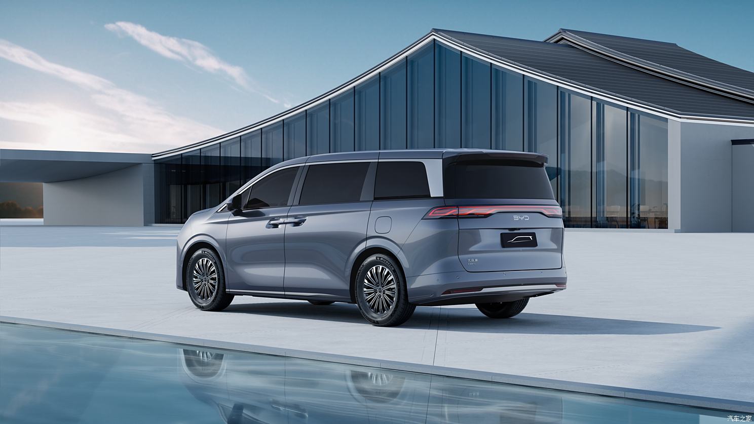 เผยราคา 1.35 ล้านบาทใสจีน BYD XIA MPV ปลั๊กอินไฮบริด 1.5T 268 แรงม้า แบต 36.6kWh วิ่งไฟฟ้า 145 ...