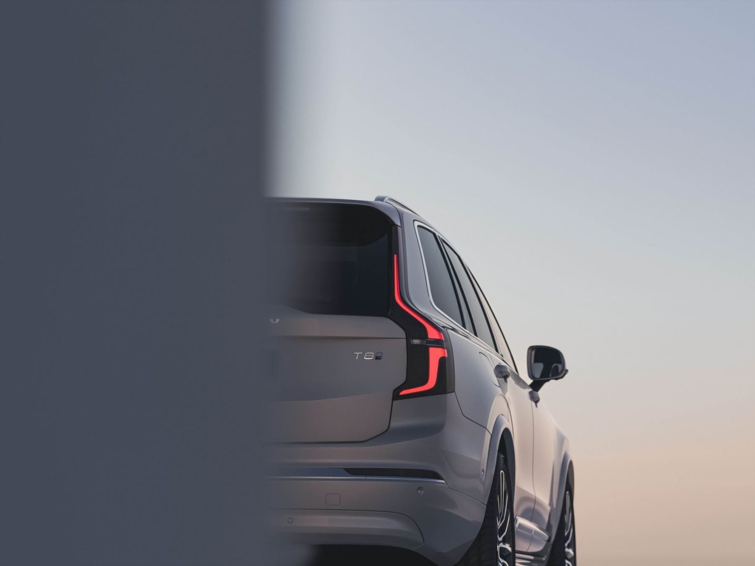 เปิดตัวไทย 24 มีนาคมนี้ VOLVO XC90 ปลั๊กอินไฮบริดใหม่ วิ่งไฟฟ้า 70 กม. ...