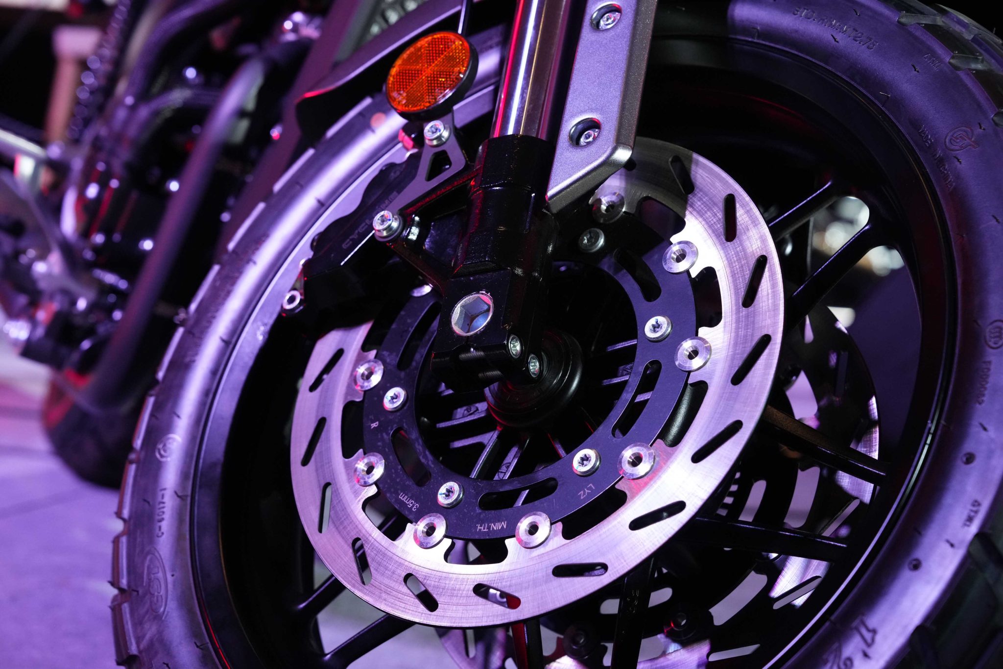 CYCLONE RA401 ราคาจำหน่ายในไทย 179,900 บาท 401 ซีซี ให้กำลัง 44.25 ...