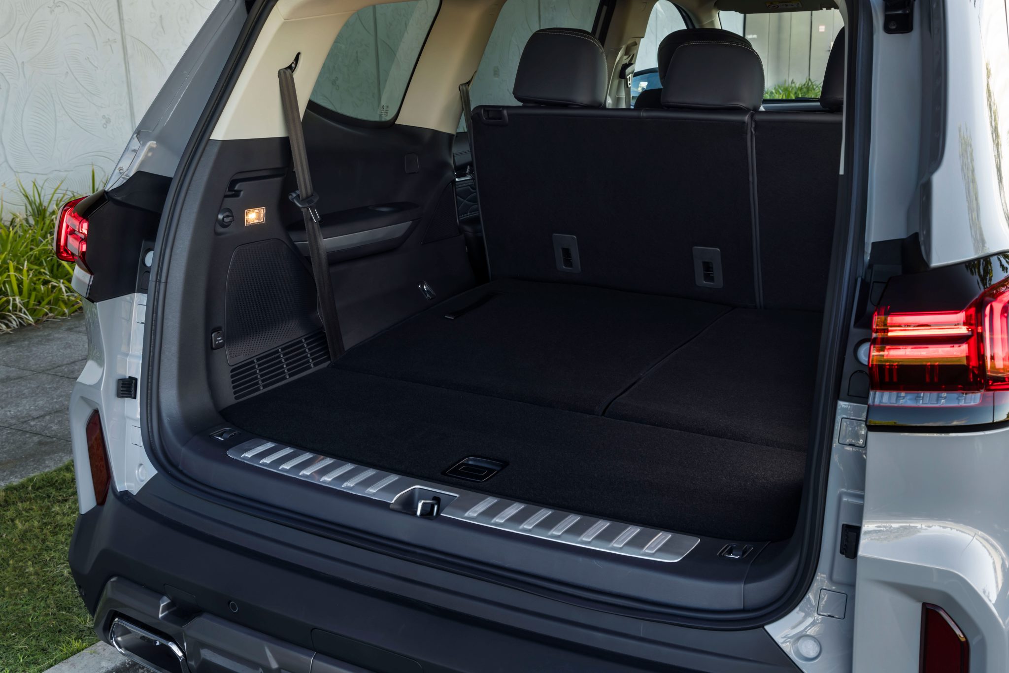 เปิดตัว LDV D90 หรือ MG MAXUS D90 ปี 2025 SUV 7 ที่นั่ง ราคา 1.13 ล้าน ...